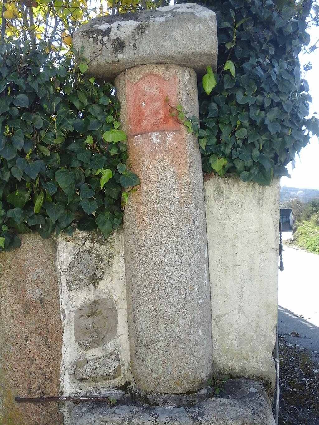 Milestone of Quinta de Santa Cruz (Mangualde) | Blog "Vias Romanas"